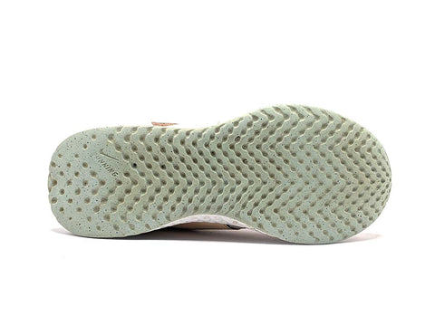 Nike Revolution 5 SE – Replay