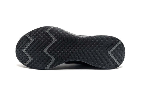 Nike Revolution 5 – Replay