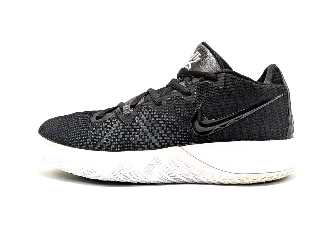Nike Kyrie Flytrap – Replay